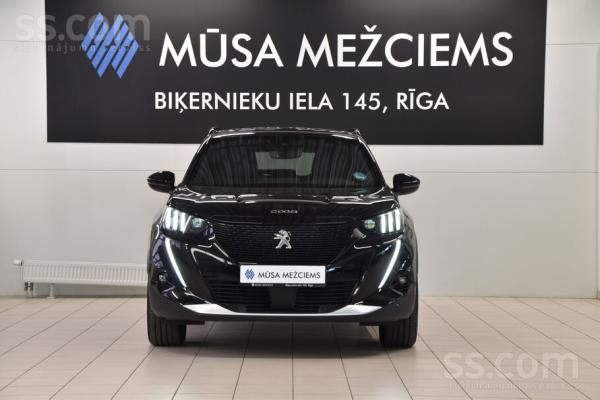 Black Peugeot 2008 2022 in Riga, with an engine capacity of 0.00 L and mileage of 88 thousand km for 20490 €, photo 2 on AUTOMOTO.COM.LV