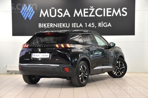 Black Peugeot 2008 2022 in Riga, with an engine capacity of 0.00 L and mileage of 88 thousand km for 20490 €, photo 6 on AUTOMOTO.COM.LV