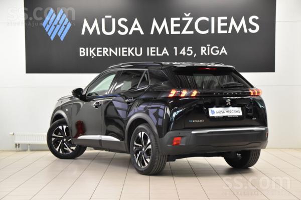Melns Peugeot 2008 2022 Rīga, ar dzinēja tilpumu 0.00 L un nobraukumu 88 tūkst. km par 20490 €, foto 8 vietnē AUTOMOTO.COM.LV