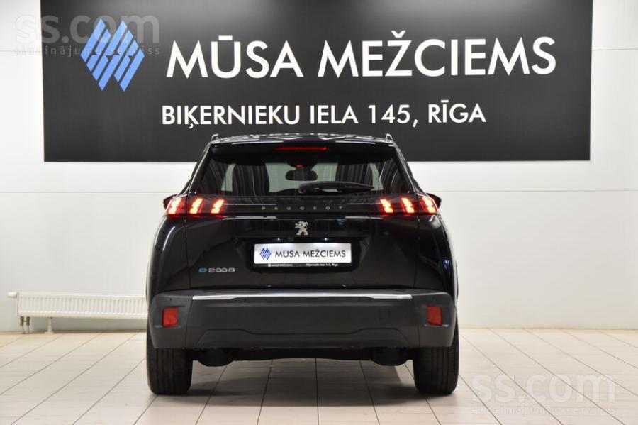 Black Peugeot 2008 2022 in Riga, with an engine capacity of 1.20 L and mileage of 56 thousand km for 20490 €, photo 8 on AUTOMOTO.COM.LV