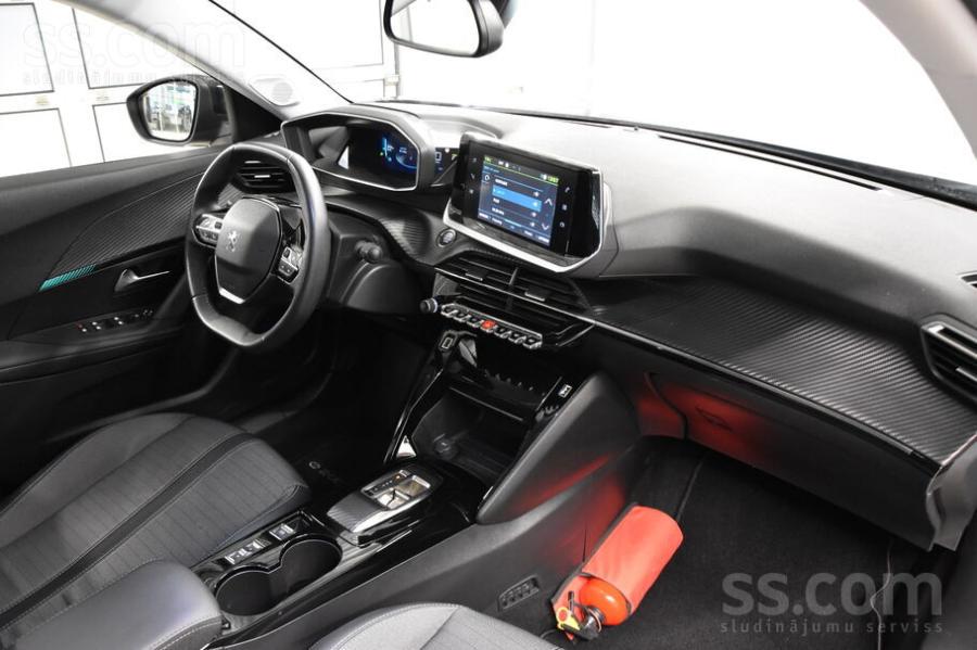 Black Peugeot 2008 2022 in Riga, with an engine capacity of 1.20 L and mileage of 56 thousand km for 20490 €, photo 15 on AUTOMOTO.COM.LV