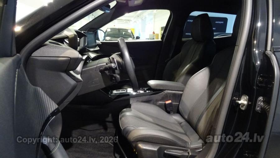 Black Peugeot 2008 2023 in Tallinn, with an engine capacity of 1.50 L and mileage of 52 thousand km for 21990 €, photo 7 on AUTOMOTO.COM.LV