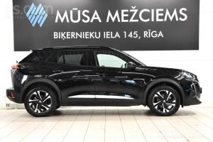 Melns Peugeot 2008 2023 Rīga, ar dzinēja tilpumu 1.20 L un nobraukumu 12 tūkst. km par 23450 €, foto 5 vietnē AUTOMOTO.COM.LV