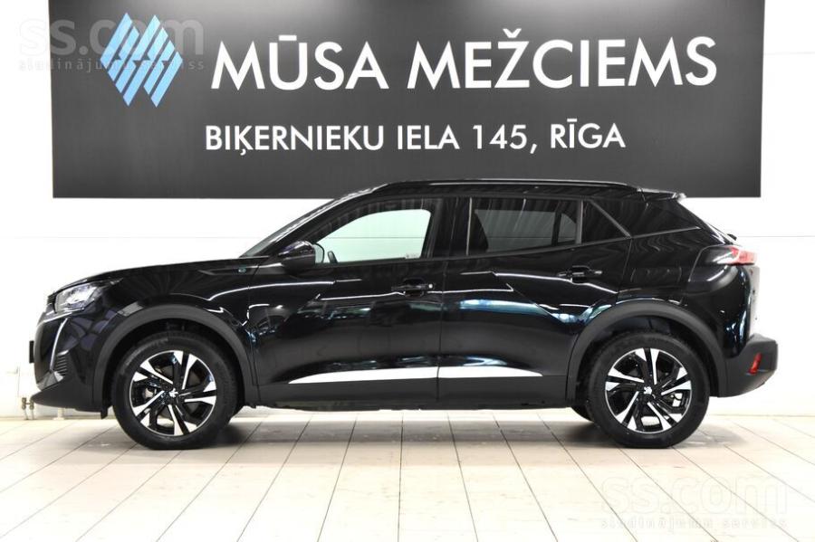 Melns Peugeot 2008 2023 Rīga, ar dzinēja tilpumu 1.20 L un nobraukumu 12 tūkst. km par 23450 €, foto 6 vietnē AUTOMOTO.COM.LV