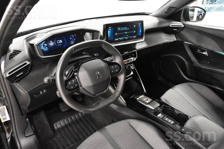 Melns Peugeot 2008 2023 Rīga, ar dzinēja tilpumu 1.20 L un nobraukumu 12 tūkst. km par 23450 €, foto 13 vietnē AUTOMOTO.COM.LV