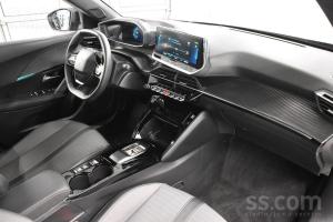 Melns Peugeot 2008 2023 Rīga, ar dzinēja tilpumu 1.20 L un nobraukumu 12 tūkst. km par 23450 €, foto 15 vietnē AUTOMOTO.COM.LV