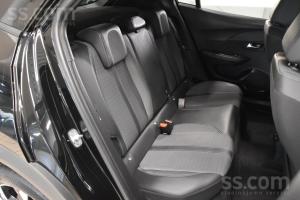 Melns Peugeot 2008 2023 Rīga, ar dzinēja tilpumu 1.20 L un nobraukumu 12 tūkst. km par 23450 €, foto 17 vietnē AUTOMOTO.COM.LV