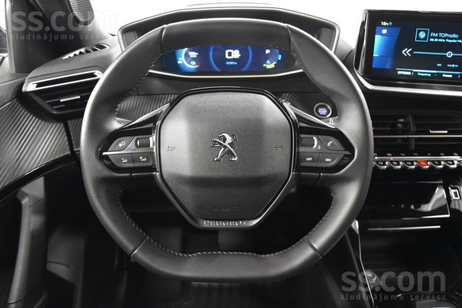 Melns Peugeot 2008 2023 Rīga, ar dzinēja tilpumu 1.20 L un nobraukumu 12 tūkst. km par 23450 €, foto 29 vietnē AUTOMOTO.COM.LV