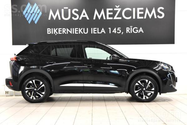 Peugeot 2008 2023 Rīga vietnē Melns Peugeot 2008 2023 Rīga, ar dzinēja tilpumu 1.20 L un nobraukumu 12 tūkst. km par 23450 €, foto 5 vietnē AUTOMOTO.COM.LV
