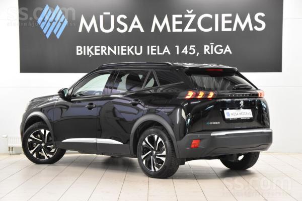 Peugeot 2008 2023 Rīga vietnē Melns Peugeot 2008 2023 Rīga, ar dzinēja tilpumu 1.20 L un nobraukumu 12 tūkst. km par 23450 €, foto 9 vietnē AUTOMOTO.COM.LV