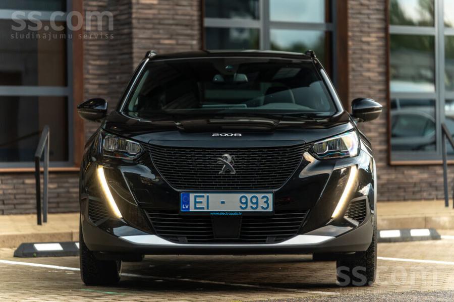 Melns Peugeot 2008 2023 Rīga, ar dzinēja tilpumu 0.00 L un nobraukumu 41 tūkst. km par 21500 €, foto 6 vietnē AUTOMOTO.COM.LV