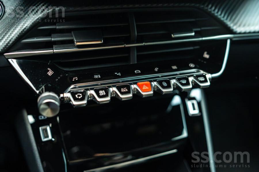Melns Peugeot 2008 2023 Rīga, ar dzinēja tilpumu 0.00 L un nobraukumu 41 tūkst. km par 21500 €, foto 27 vietnē AUTOMOTO.COM.LV