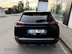 Black Peugeot 2008 2024 in Tallinn, with an engine capacity of 1.20 L and mileage of 9 thousand km for 24900 €, photo 4 on AUTOMOTO.COM.LV