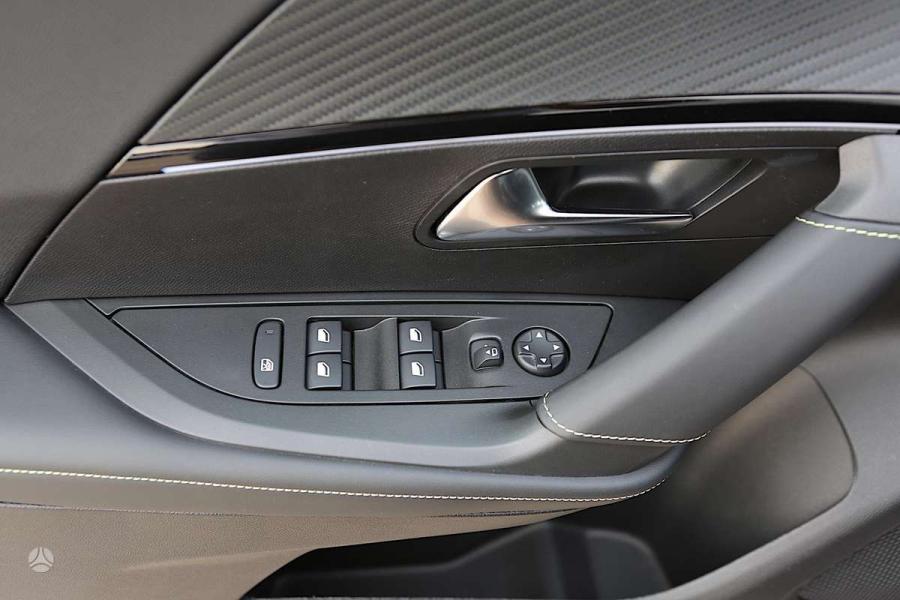 Black Peugeot 2008 2024 in Tukums, with an engine capacity of 0.00 L and mileage of 3 thousand km for 27290 €, photo 11 on AUTOMOTO.COM.LV