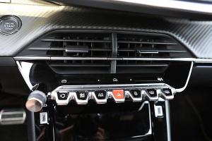 Black Peugeot 2008 2024 in Tukums, with an engine capacity of 0.00 L and mileage of 3 thousand km for 27290 €, photo 18 on AUTOMOTO.COM.LV