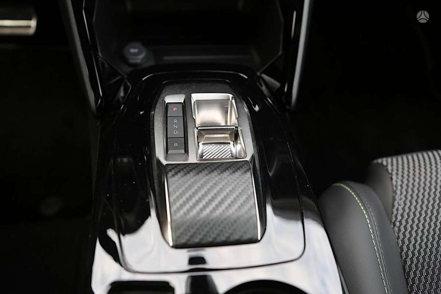 Black Peugeot 2008 2024 in Tukums, with an engine capacity of 0.00 L and mileage of 3 thousand km for 27290 €, photo 23 on AUTOMOTO.COM.LV