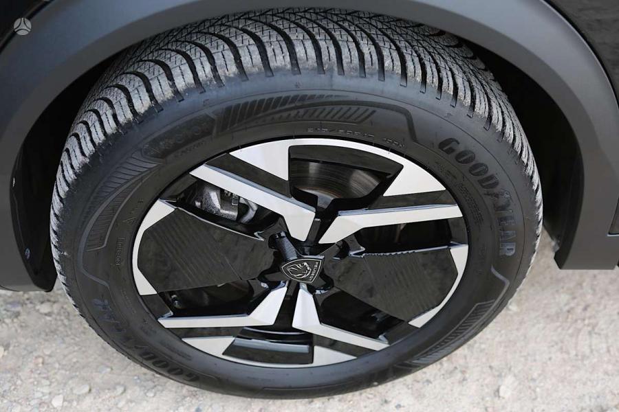 Black Peugeot 2008 2024 in Tukums, with an engine capacity of 0.00 L and mileage of 3 thousand km for 27290 €, photo 36 on AUTOMOTO.COM.LV