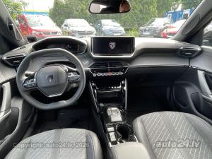 Black Peugeot 2008 2026 in Tartu, with an engine capacity of 1.20 L and mileage of 0 thousand km for 25990 €, photo 11 on AUTOMOTO.COM.LV