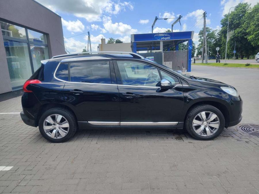 Black Peugeot 2008 2014 in Taurage, with an engine capacity of 1.60 L and mileage of 175 thousand km for 5400 €, photo 9 on AUTOMOTO.COM.LV