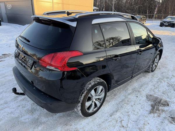 Black Peugeot 2008 2015 in Utena, with an engine capacity of 1.20 L and mileage of 185 thousand km for 4500 €, photo 4 on AUTOMOTO.COM.LV
