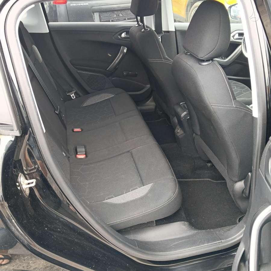 Melns Peugeot 2008 2017 Kauņa, ar dzinēja tilpumu 1.20 L un nobraukumu 99 tūkst. km par 5150 €, foto 10 vietnē AUTOMOTO.COM.LV