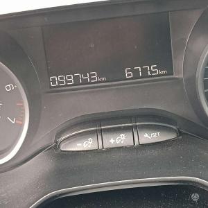 Melns Peugeot 2008 2017 Kauņa, ar dzinēja tilpumu 1.20 L un nobraukumu 99 tūkst. km par 5150 €, foto 12 vietnē AUTOMOTO.COM.LV