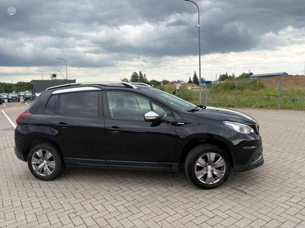 Black Peugeot 2008 2018 in Taurage, with an engine capacity of 1.20 L and mileage of 165 thousand km for 5500 €, photo 2 on AUTOMOTO.COM.LV