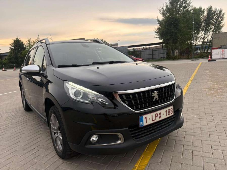 Black Peugeot 2008 2018 in Taurage, with an engine capacity of 1.20 L and mileage of 166 thousand km for 5600 €, photo 1 on AUTOMOTO.COM.LV