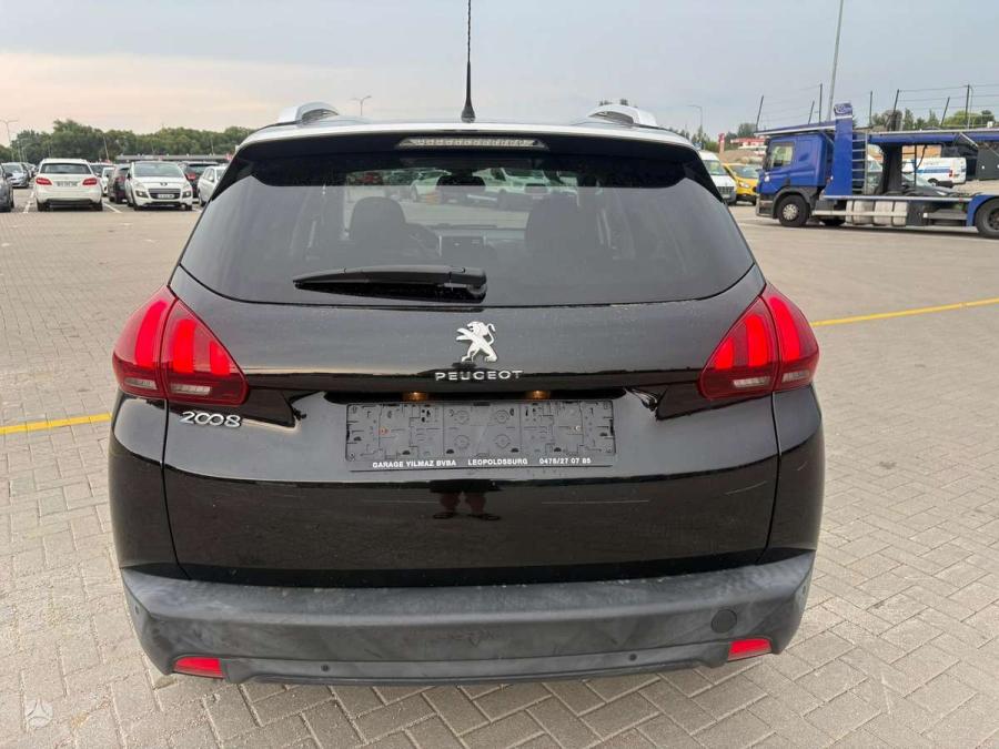 Black Peugeot 2008 2018 in Taurage, with an engine capacity of 1.20 L and mileage of 166 thousand km for 5600 €, photo 6 on AUTOMOTO.COM.LV