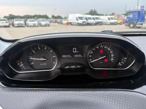 Black Peugeot 2008 2018 in Taurage, with an engine capacity of 1.20 L and mileage of 166 thousand km for 5600 €, photo 17 on AUTOMOTO.COM.LV