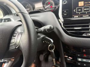 Black Peugeot 2008 2018 in Taurage, with an engine capacity of 1.20 L and mileage of 166 thousand km for 5600 €, photo 19 on AUTOMOTO.COM.LV