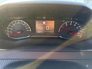 Melns Peugeot 2008 2023 Šauļi, ar dzinēja tilpumu 1.20 L un nobraukumu 83 tūkst. km par 12990 €, foto 10 vietnē AUTOMOTO.COM.LV