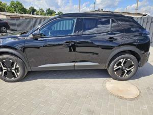 Melns Peugeot 2008 2025 Marijampole, ar dzinēja tilpumu 1.20 L un nobraukumu 380 tūkst. km par 22900 €, foto 4 vietnē AUTOMOTO.COM.LV