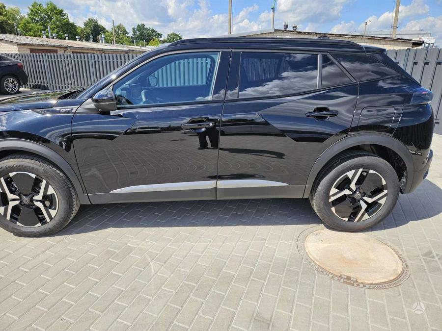 Melns Peugeot 2008 2025 Marijampole, ar dzinēja tilpumu 1.20 L un nobraukumu 380 tūkst. km par 22900 €, foto 4 vietnē AUTOMOTO.COM.LV