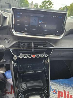 Melns Peugeot 2008 2025 Marijampole, ar dzinēja tilpumu 1.20 L un nobraukumu 380 tūkst. km par 22900 €, foto 19 vietnē AUTOMOTO.COM.LV