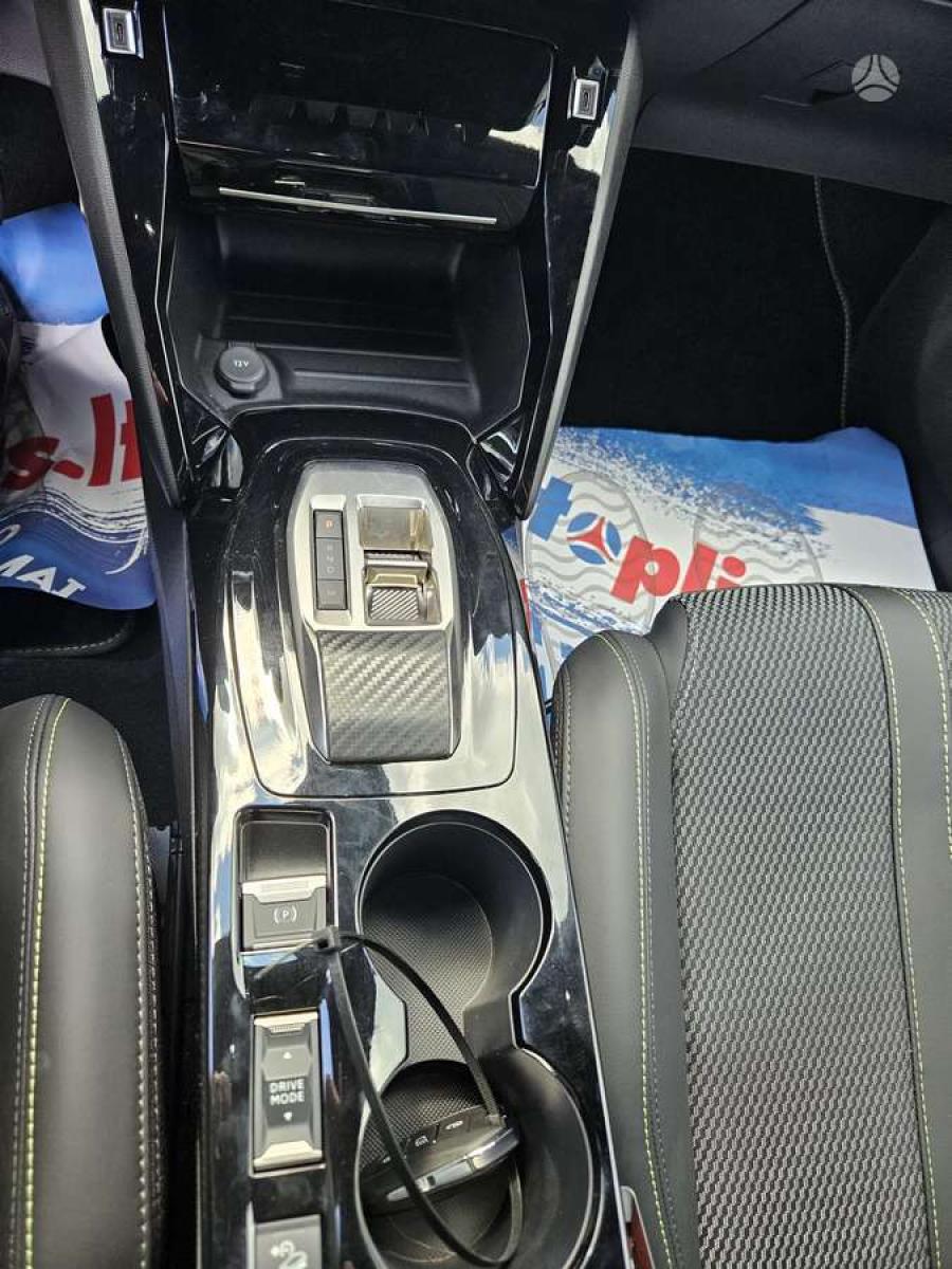 Melns Peugeot 2008 2025 Marijampole, ar dzinēja tilpumu 1.20 L un nobraukumu 380 tūkst. km par 22900 €, foto 20 vietnē AUTOMOTO.COM.LV