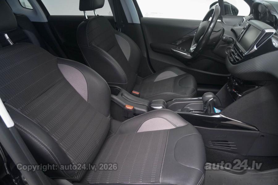 Melns Peugeot 2008 2017 Tallina, ar dzinēja tilpumu 1.20 L un nobraukumu 86 tūkst. km par 9790 €, foto 10 vietnē AUTOMOTO.COM.LV