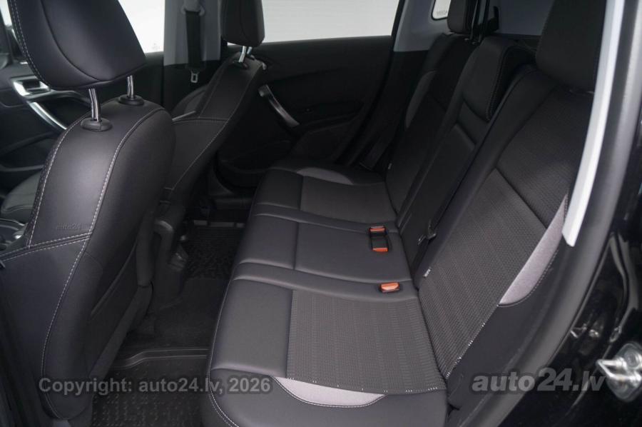 Melns Peugeot 2008 2017 Tallina, ar dzinēja tilpumu 1.20 L un nobraukumu 86 tūkst. km par 9790 €, foto 11 vietnē AUTOMOTO.COM.LV