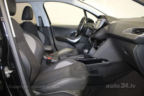 Black Peugeot 2008 2019 in Tallinn, with an engine capacity of 1.20 L and mileage of 104 thousand km for 10990 €, photo 6 on AUTOMOTO.COM.LV