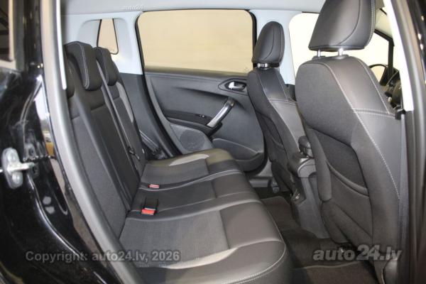 Black Peugeot 2008 2019 in Tallinn, with an engine capacity of 1.20 L and mileage of 104 thousand km for 10990 €, photo 7 on AUTOMOTO.COM.LV