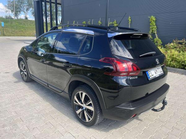 Melns Peugeot 2008 2019 Viļņa, ar dzinēja tilpumu 1.20 L un nobraukumu 68 tūkst. km par 8850 €, foto 5 vietnē AUTOMOTO.COM.LV