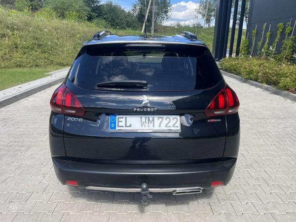 Melns Peugeot 2008 2019 Viļņa, ar dzinēja tilpumu 1.20 L un nobraukumu 68 tūkst. km par 8850 €, foto 6 vietnē AUTOMOTO.COM.LV