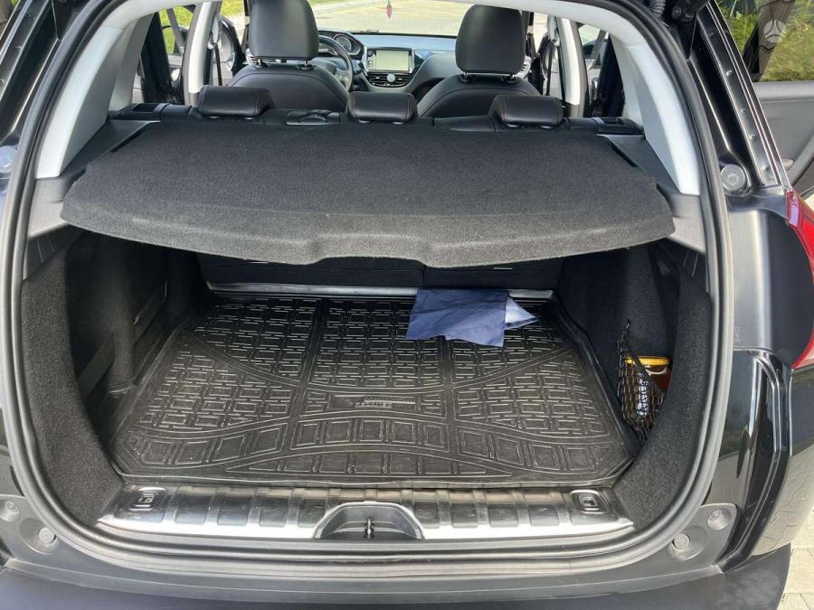 Black Peugeot 2008 2019 in Vilnius, with an engine capacity of 1.20 L and mileage of 68 thousand km for 8850 €, photo 22 on AUTOMOTO.COM.LV