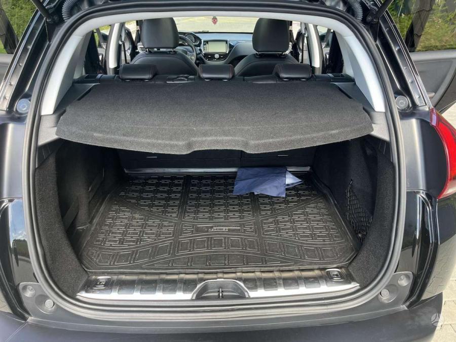 Black Peugeot 2008 2019 in Vilnius, with an engine capacity of 1.20 L and mileage of 68 thousand km for 8850 €, photo 27 on AUTOMOTO.COM.LV