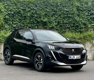 Black Peugeot 2008 2022 in Vilnius, with an engine capacity of 1.20 L and mileage of 59 thousand km for 18900 €, photo 5 on AUTOMOTO.COM.LV