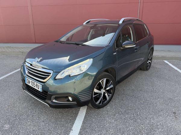 Blue Peugeot 2008 2015 in Kaunas, with an engine capacity of 1.20 L and mileage of 39 thousand km for 7450 €, photo 1 on AUTOMOTO.COM.LV