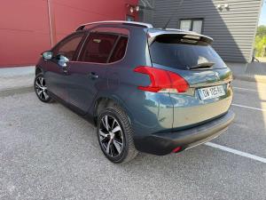 Blue Peugeot 2008 2015 in Kaunas, with an engine capacity of 1.20 L and mileage of 39 thousand km for 7450 €, photo 4 on AUTOMOTO.COM.LV