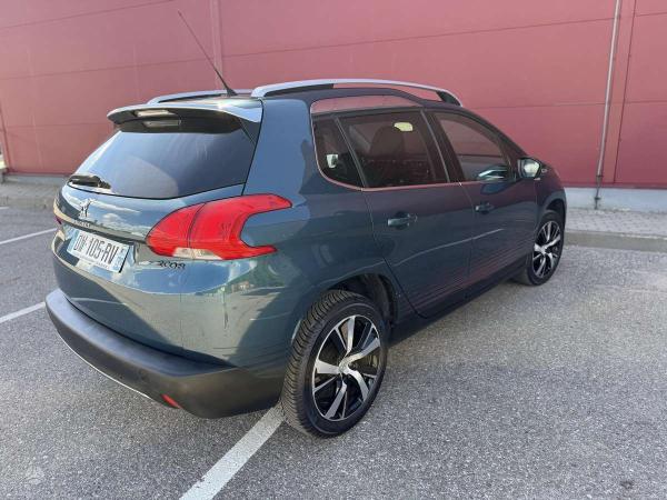 Blue Peugeot 2008 2015 in Kaunas, with an engine capacity of 1.20 L and mileage of 39 thousand km for 7450 €, photo 4 on AUTOMOTO.COM.LV