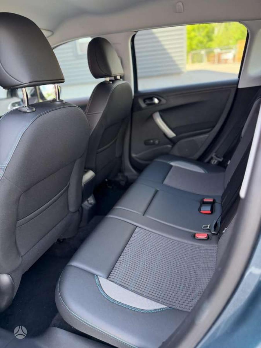 Blue Peugeot 2008 2015 in Kaunas, with an engine capacity of 1.20 L and mileage of 39 thousand km for 7450 €, photo 8 on AUTOMOTO.COM.LV