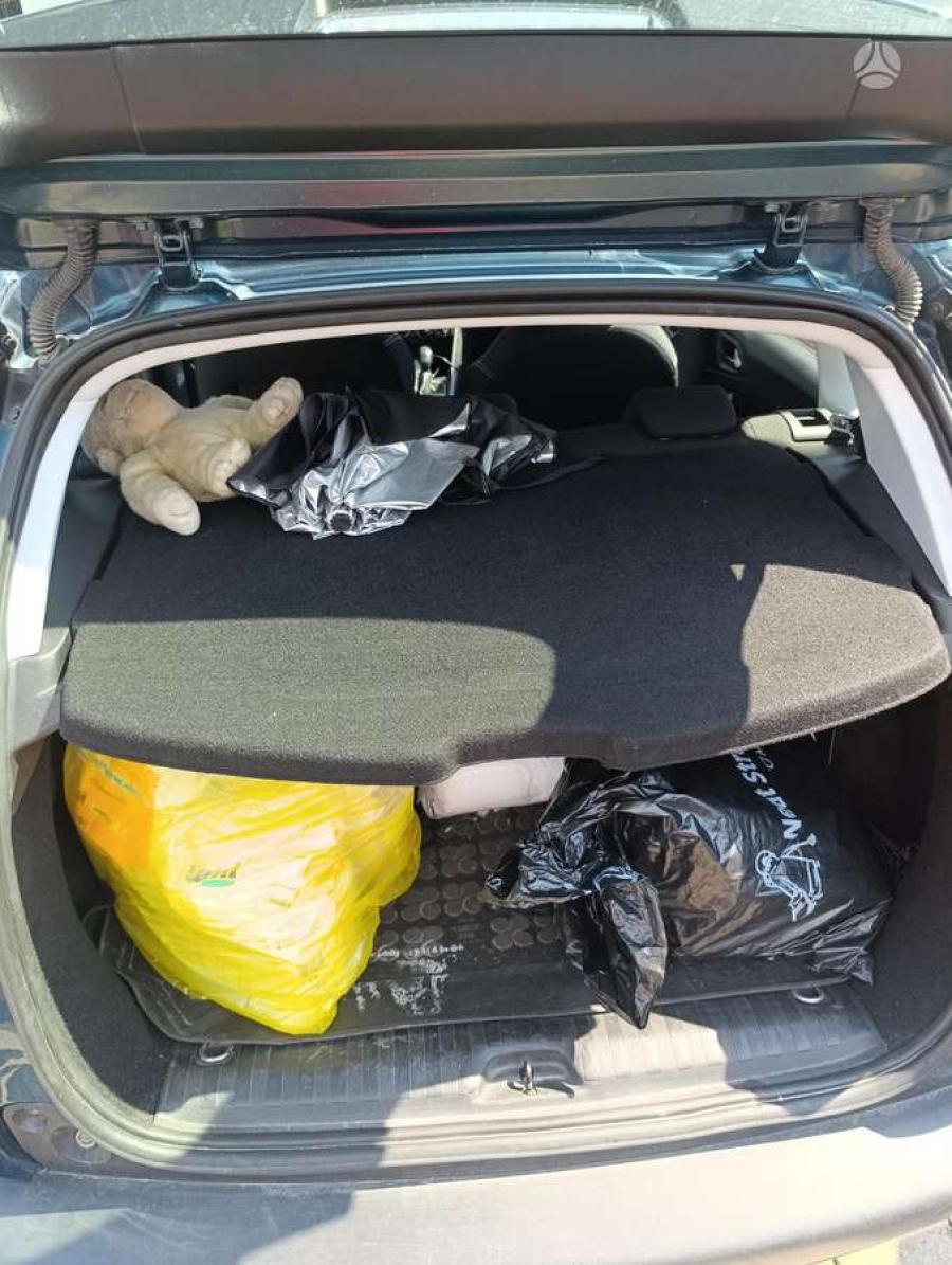 Zils Peugeot 2008 2018 Šauļi, ar dzinēja tilpumu 1.20 L un nobraukumu 92 tūkst. km par 6000 €, foto 17 vietnē AUTOMOTO.COM.LV
